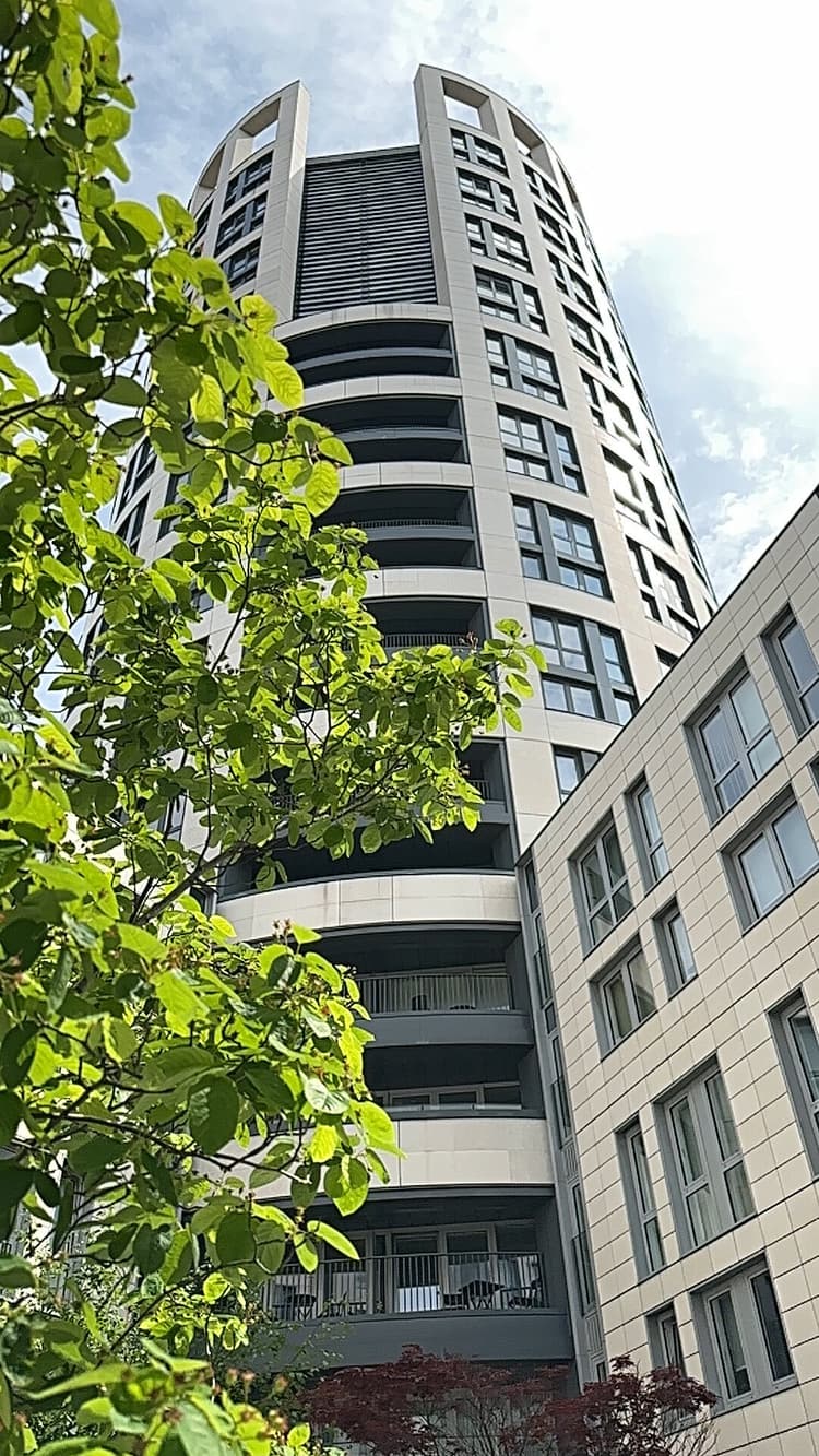 Eagle Point, City Road, London, EC1V 1AQ